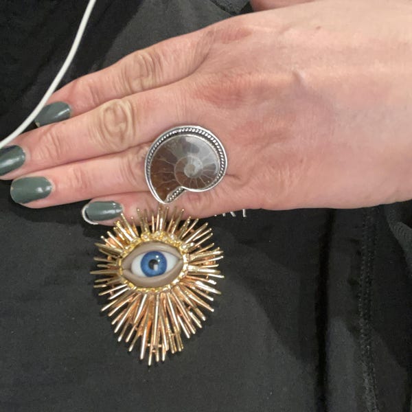 Sea Urchin Wink - Gold Tone Eyeball Brooch Pin - Etsy