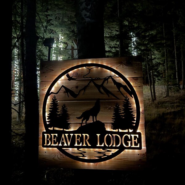 Personalized Wolf Howling Metal Ranch Sign | Custom Wolf Name Sign ...