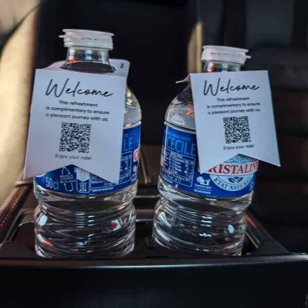 Welcome Water Bottle Tags With QR Code for Events / Hotels / Airbnb - Etsy