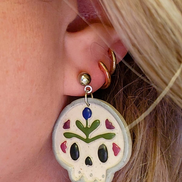 Black Folk Floral Clay Dangle Earrings | Boho Polymer Clay Earrings ...