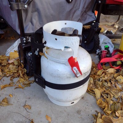 Ignik Propane Tank Mount - Etsy