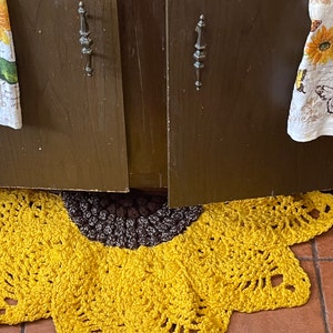 Crochet Sunflower Rug pattern With Exclusive Video Tutorials - Etsy