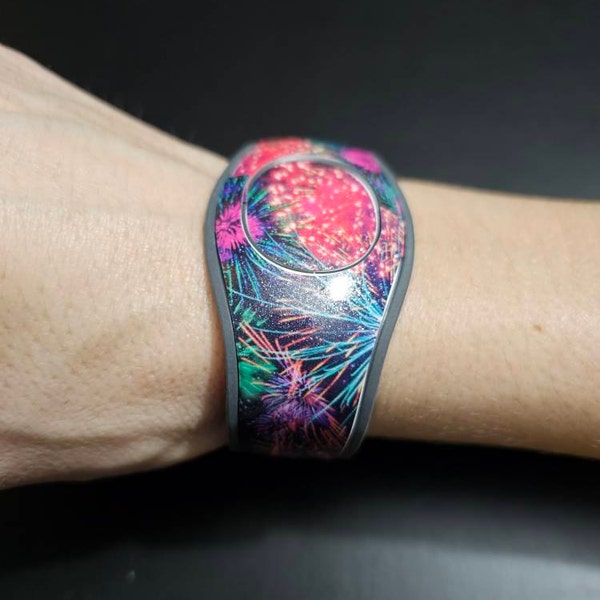 Adult Magic Band Locks for Disney Magicband 2.0 | Magic Band 2.0 Holder ...