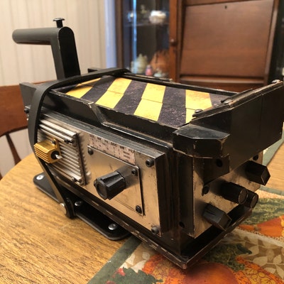 Ghostbusters Spirit or Walmart Trap Plug and Play Bar Graph Light ...