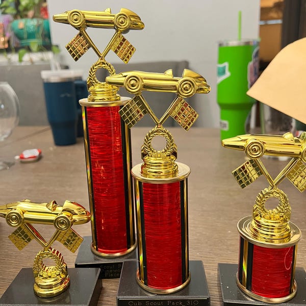 Poker/texas Hold Em Hulk Monster Individual Trophy Award - FREE ...
