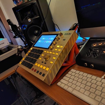 Teenage Engineering OP1 / OP1 Field Stand Gray/white - Etsy