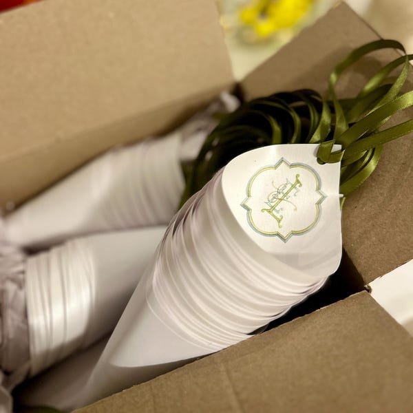 50 Paper Cones, Petal Cones, Food Cones, Custom Cones, Wedding Toss ...