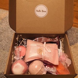 Teenage Pamper Gift Box Relaxation Set / Mini Pamper Me/ Teen - Etsy UK