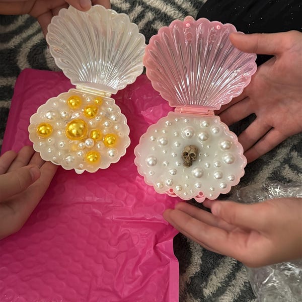 Remeltable Strawberry Scented Picky Pad- Easy Pick Reusable Picky Pad ...