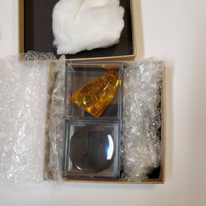 Rabbit Amber Figurine / Natural Baltic Hand Carved Amber - Etsy