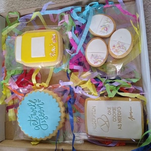 Mean Girls Biscuit Gift Box Selection Box Shortbread Cookies ...