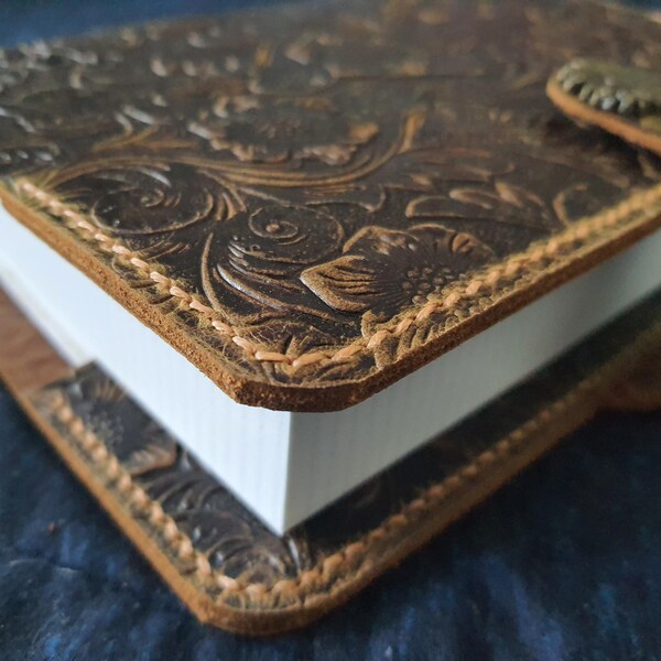 Embossing KJV Holy Bible Cover , Custom Leather Holy Bible Book Case ...