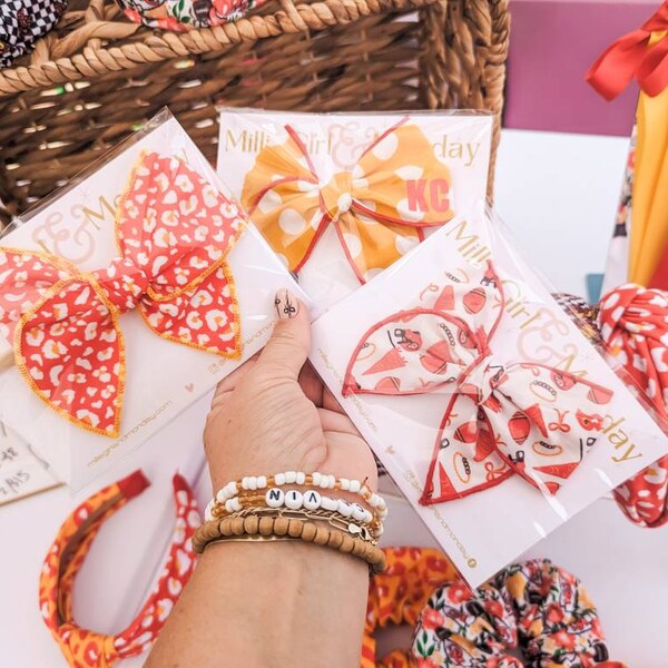 Pink Friendship Bracelet Seamless Repeating Pattern, Bracelet Seamless ...