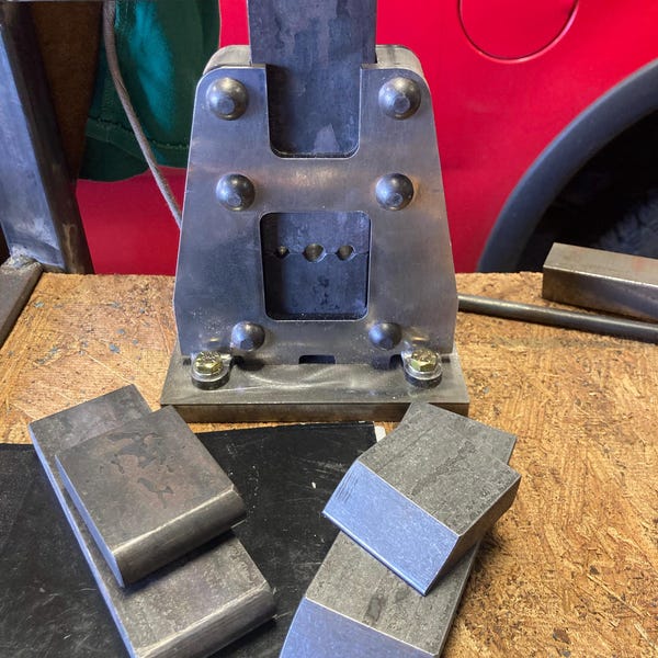Blacksmith Tongs Forging Metal Working Tong Set. V-bit Tongs and ...
