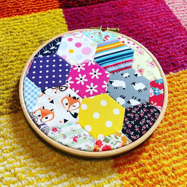 DIY Hexie Bumble Bee English Paper Piecing Kit With Pre-cut Fabric ...