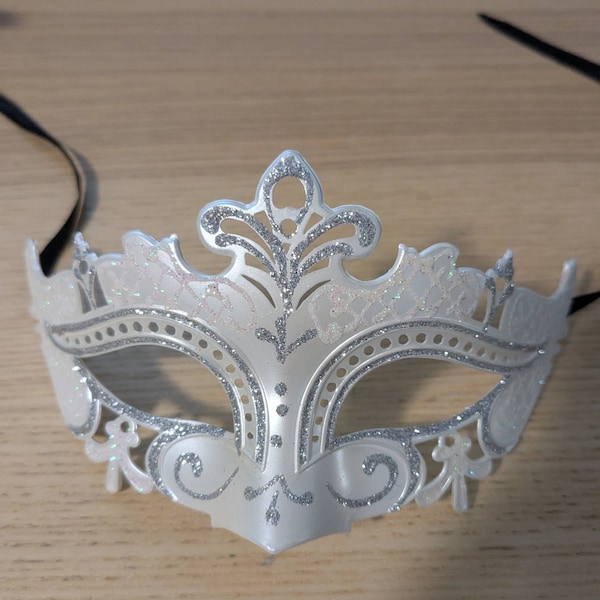 Red and Gold Rialto Masquerade Mask - Etsy