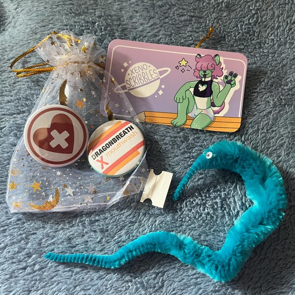 Mouthwashing Game 1.5" Cosplay Pin Buttons | Pony Express, Dragonbreath ...