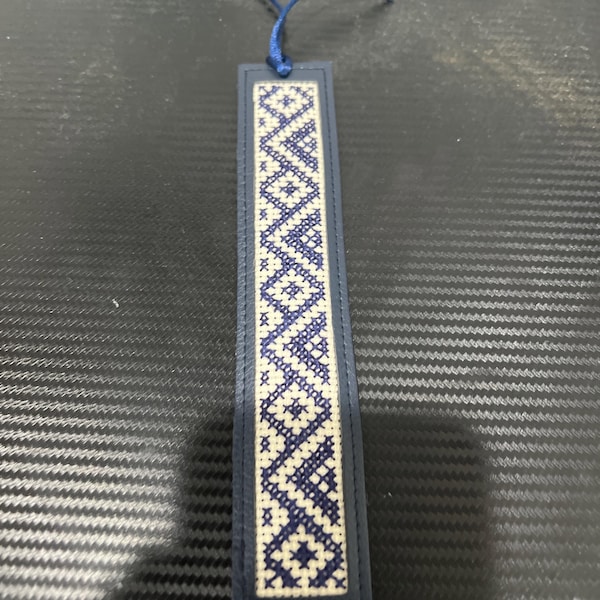 Tatreez Bookmark | Handcrafted With Embroidery by Women Artisans in ...