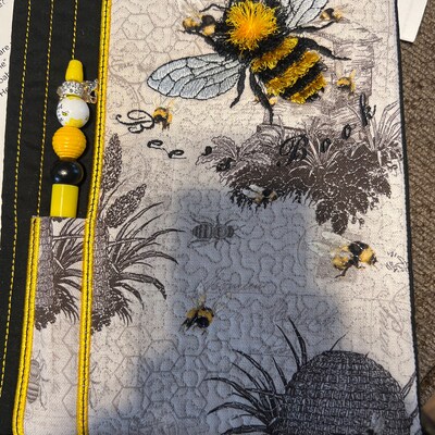 Pig With Bandanna Piggy Piglet Head ITH Key Fob Snap Tab Machine ...