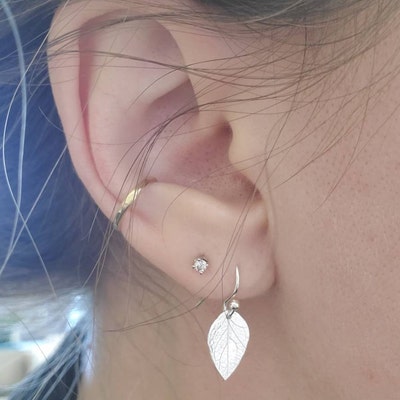 Tiny Hand Stamped Wildflower Silver Earrings Dainty Minimalist Nature Dangle Disc Leaf Earrings ...