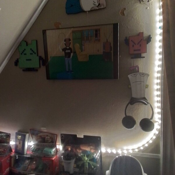 Sonic the Hedgehog Standing Decoration | Retro Gaming Sonic Tails ...