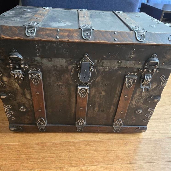 Antique Steamer Trunk Chest RARE Steam Trunk, Storage Chest, Antique ...