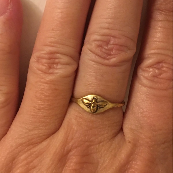 Handmade Bee Signet Ring, Nature Jewelry, Silver Jewelry, Bronze ...
