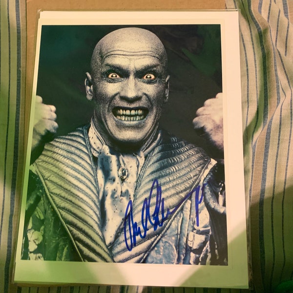 RIHANNA Autographed 8 X 10 Signed Photo COA - Etsy