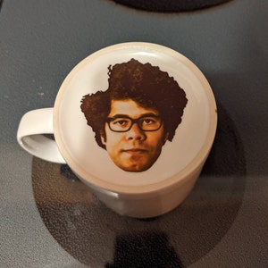 The IT Crowd Mug/cup Maurice Moss Richard Ayoade Face Geek Nerd ...