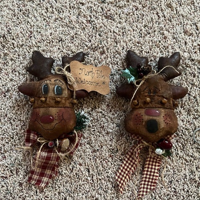 Primitive Reindeer Pattern North Pole Welcome Christmas Reindeer PDF ...