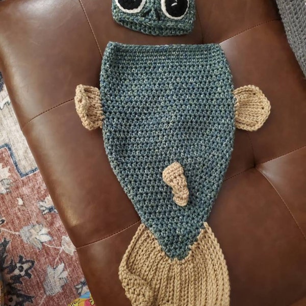 Crochet Fish Cocoon and Hat- Newborn to 0-3 Months- Photo Prop - Etsy