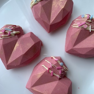 Diamond Heart 3D Cakesicle Silicone Mould - Cake Gems , Cake Hearts ...