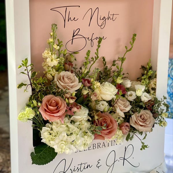 Custom Flower Box Welcome Sign, Personalized Event Welcome Sign ...