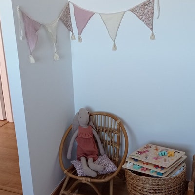 Guirlande fanion vert sauge Camel et écru pour chambre bébé enfant ...