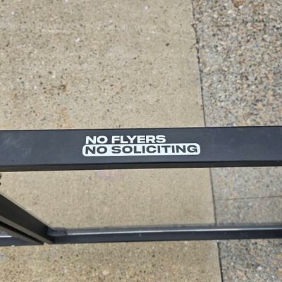 Please Keep Door Closed When AC is on Vinyl Decal Window Sticker Home ...