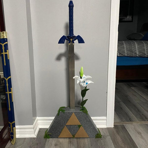 Legend of Zelda Triforce Display Pedestal of Time for Master Sword ...