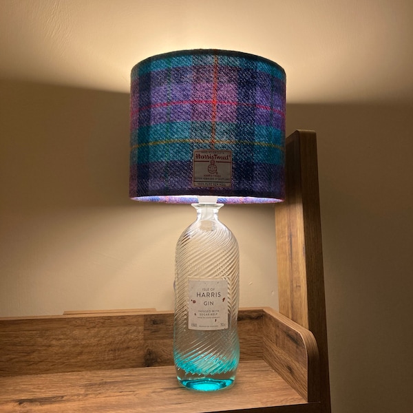Harris Tweed Isle of Harris Gin Lamp - Etsy UK
