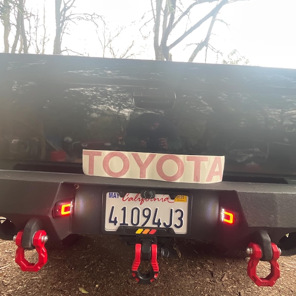 Toyota HILUX RED Tailgate Decal Sticker Pick up D4D Mk3 Kit 2.5 Diesel ...
