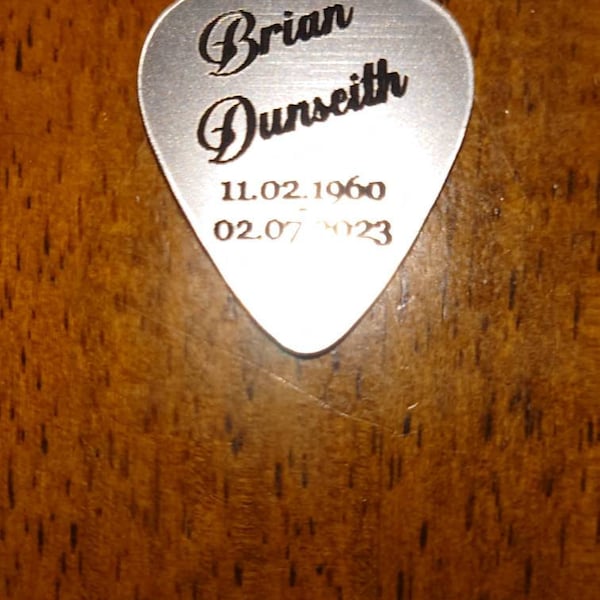 PERSONALISED GUITAR PLECTRUM Acrylic Music Themed Wedding Table ...