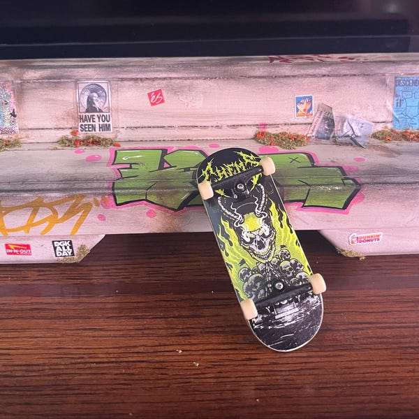 12” Cement Fingerboard High Level Ramps Park Bench 2.0 / Ledge With ...