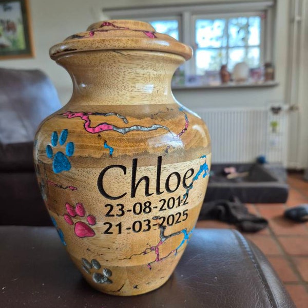 Carved Border Wooden Urn for Ashes | Handmade Cremation Urn for Human ...