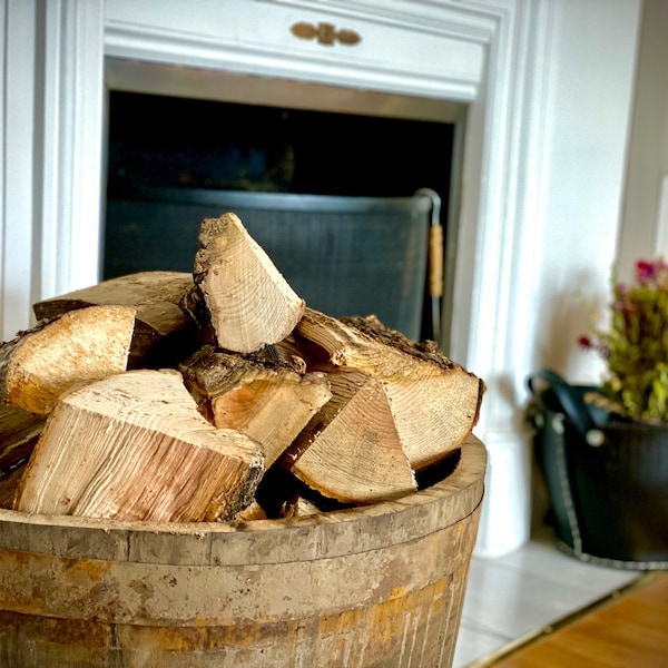WHISKEY BARREL PLANTER - Reclaimed Oak Cask Planters - Freshly Made to ...