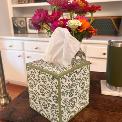 Green Spring Tissue Box Cover - Etsy