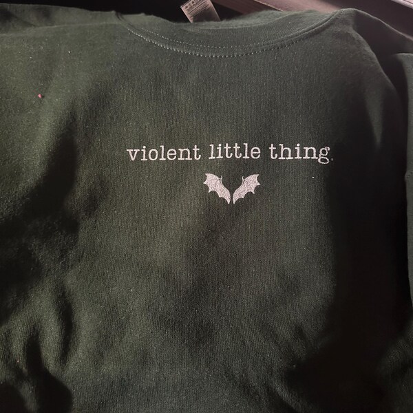 Fourth Wing Sweatshirt (OFFICIALLY LICENSED) Iron Flame Crewneck ...