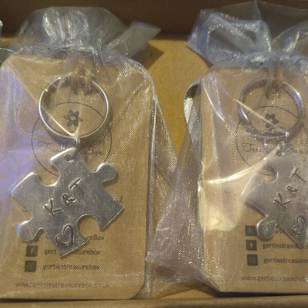 Best Friends Interlocking Puzzle Keyring Set, 4 Best Friend's Keychains ...