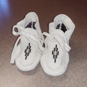 Beaded Red Hand Barrette | Etsy