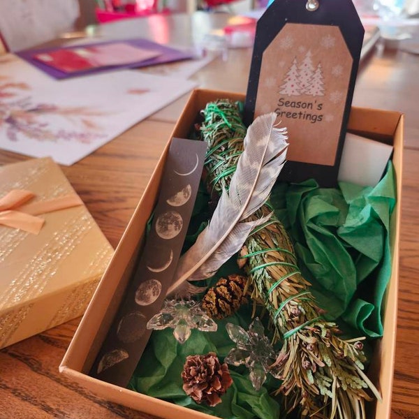 Winter Solstice Smudge Stick,yule, Alternative,alter,blend,cleanse, - Etsy