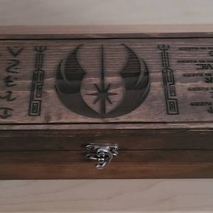 Wooden DOUBLE Lightsaber Box customizable - Etsy