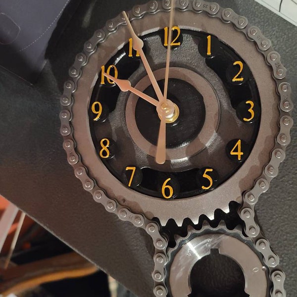 Motorized Jeep Timing Gear Clock - Upcycled Automotive Art for Car ...