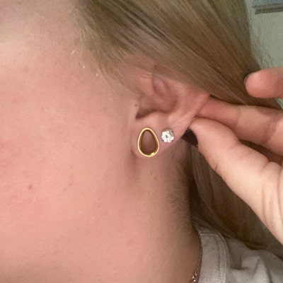 Gold Metal Dropz Golden Steel Tear Drop Teardrop Ear Plugs Gauges ...